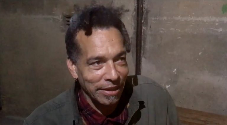 Faith No Moren entinen laulaja Chuck Mosley on kuollut - KaaosZine