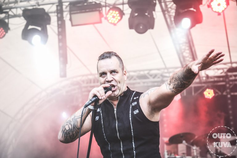Industrial metal -yhtye Ruoska julkaisi uuden singlen: "Anna Ruoskan ...