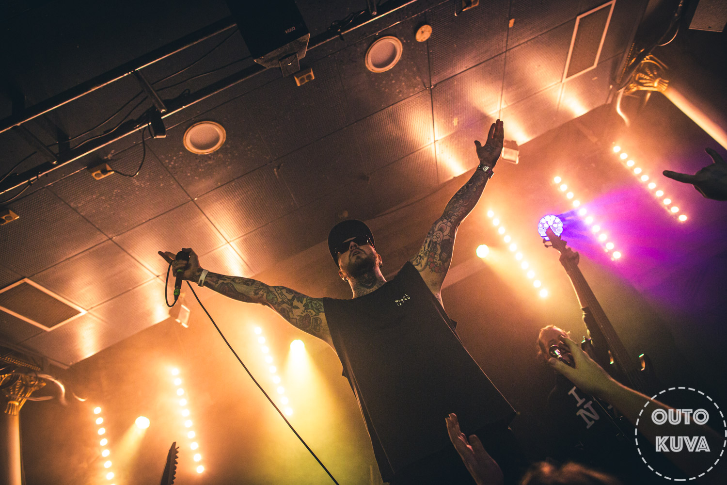 One Morning Left peruu Euroopan-kiertueensa - syynä heikko ...