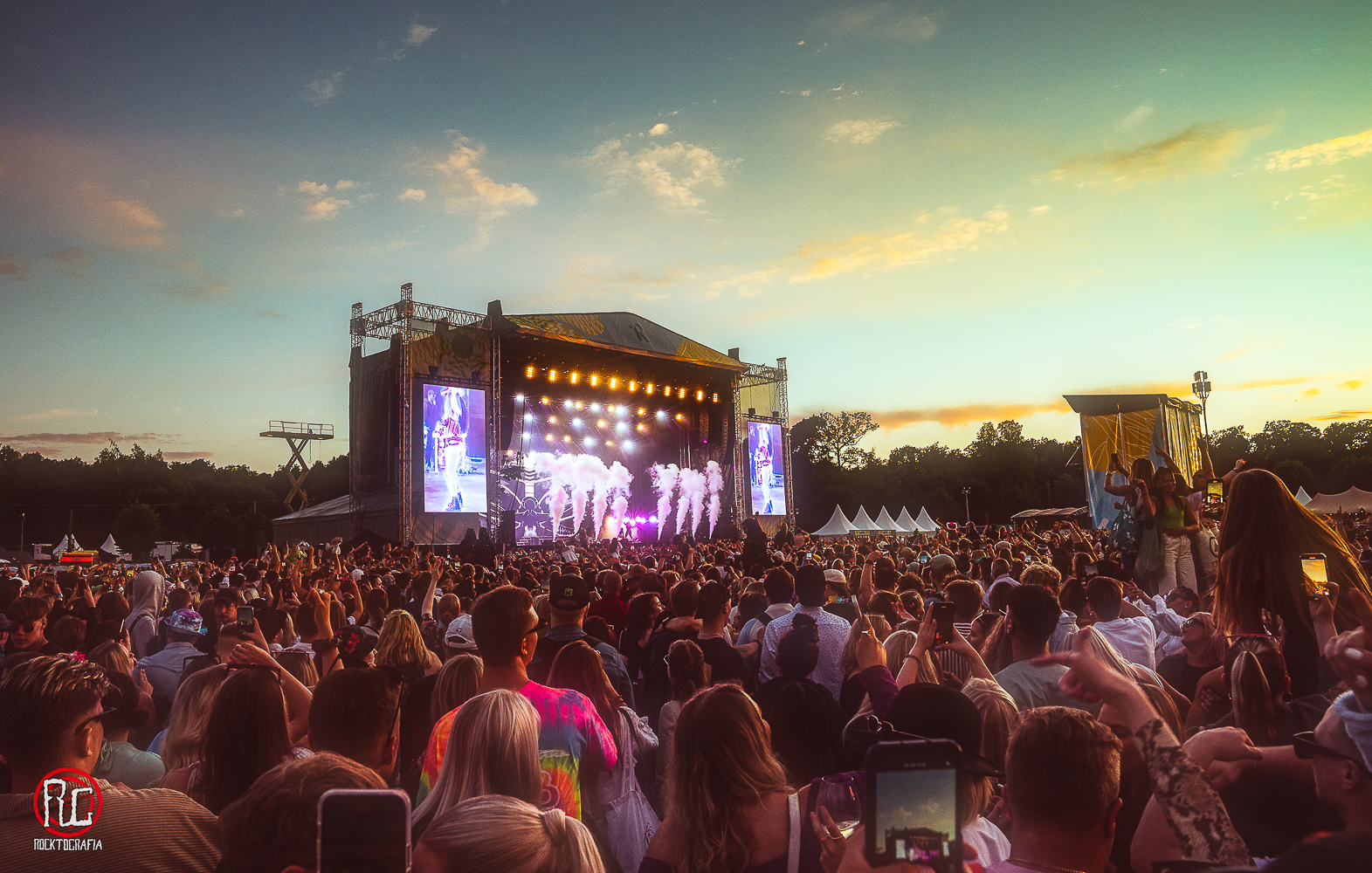 Ruisrock on loppuunmyyty: Tänään alkava festivaali tuo Turun Ruissaloon ...