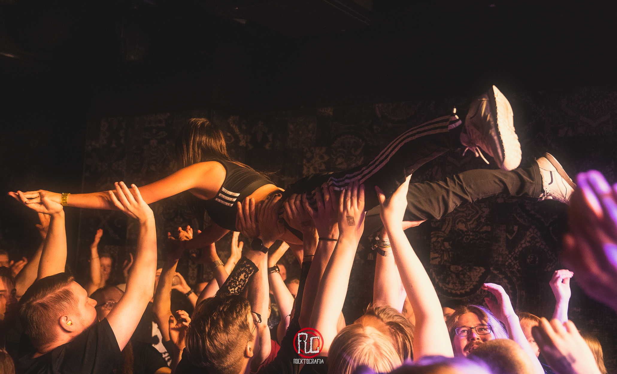 Death popiksi itseään nimittävä Blood Command ensimmäisellä omalla ...