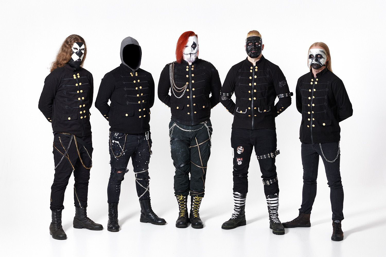 Strych:9 koeponnistaa rajoja tuoreen musiikkivideon turvin - KaaosZine