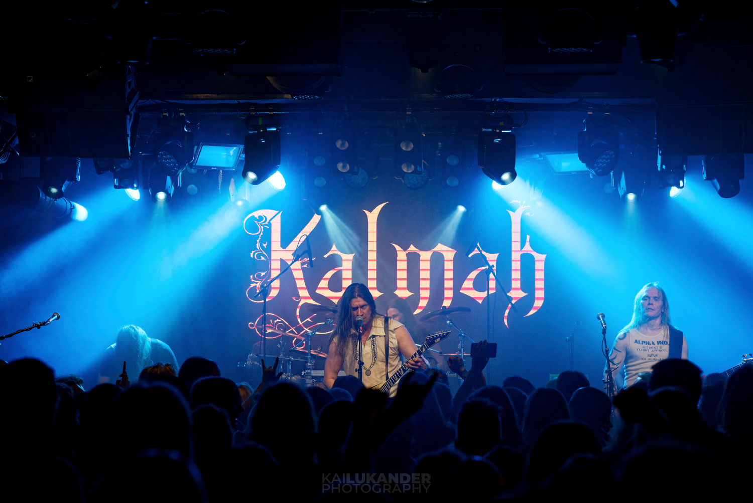 ”Jokaiselle albumille on ujutettu jotain 90-luvun materiaalia” – Videohaastattelussa Kalmah ...