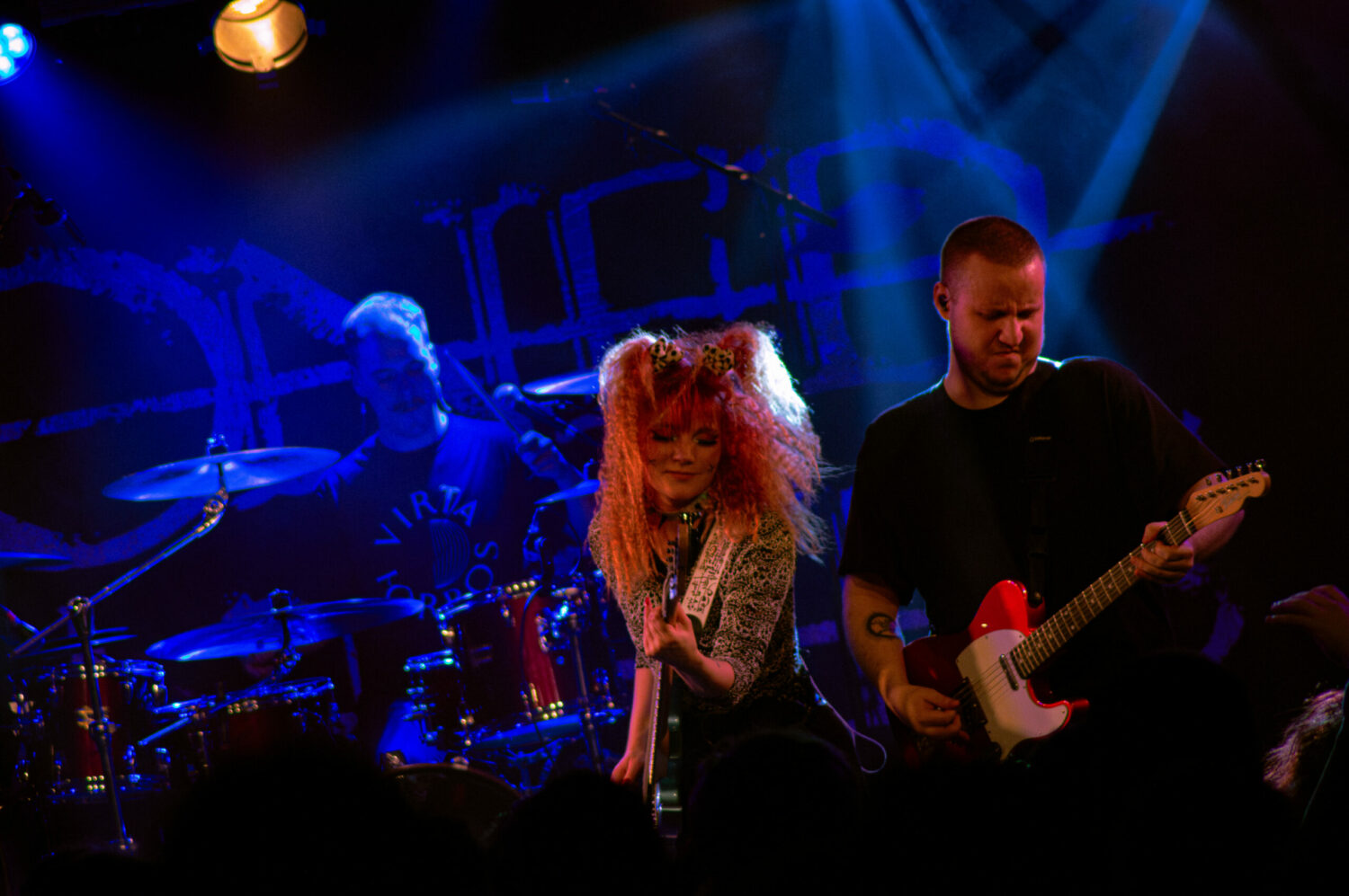 Polkevaa rokkia ja metalcoremaista räjähtävyyttä – Stoned Statues ja ...