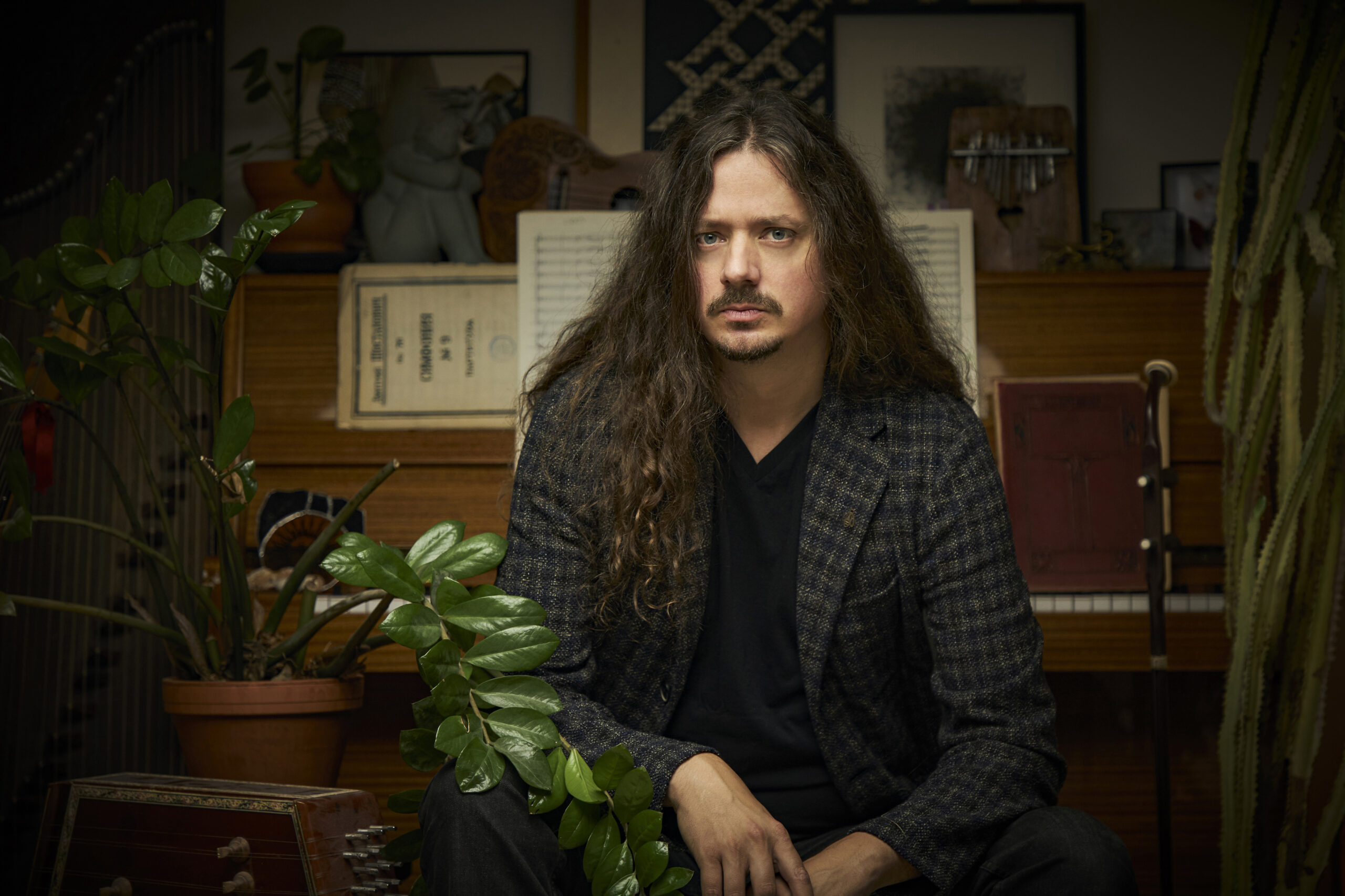 Lauri Porra julkaisee orkesteriteoksen "Aineen ja ajan messu ...