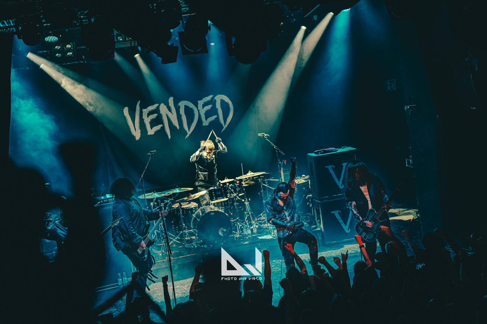 Vended julkaisee eponyymin debyyttialbuminsa syyskuussa - KaaosZine