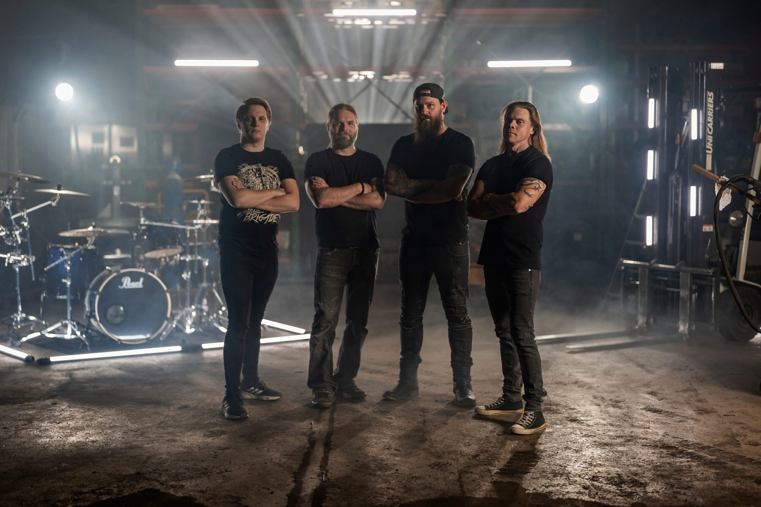 Hienoja koukkuja, raskaita riffejä ja melodinen kertosäe – Blister ...